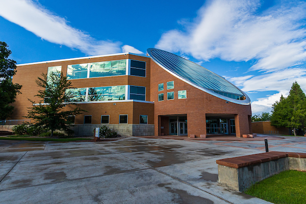 Gerald R. Sherratt Library - SUU